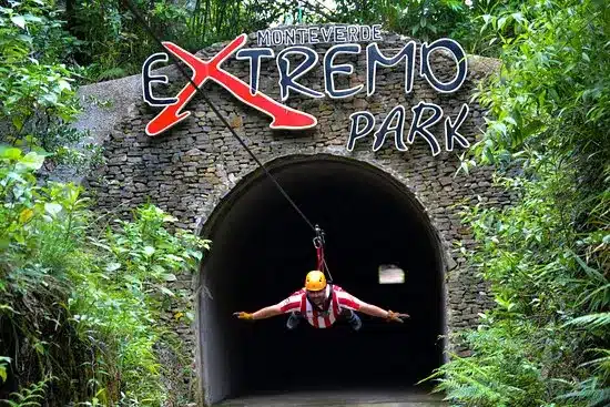 Monteverde Extremo Canopy: Tirolesas Extremas | Reserva Ya | MonteTours